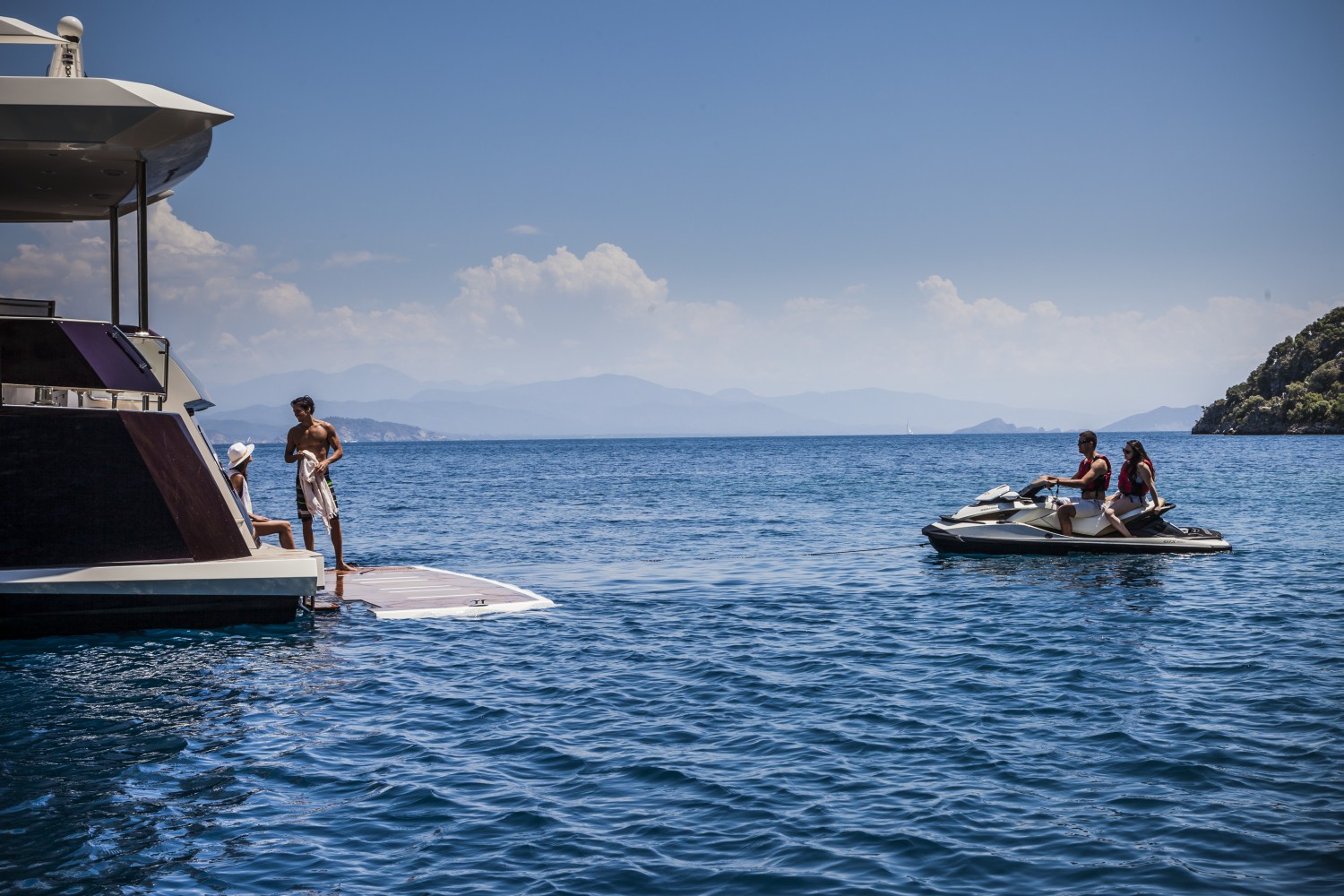 Inspirational Ideas for Your Luxury Yacht Charter Vacation ...